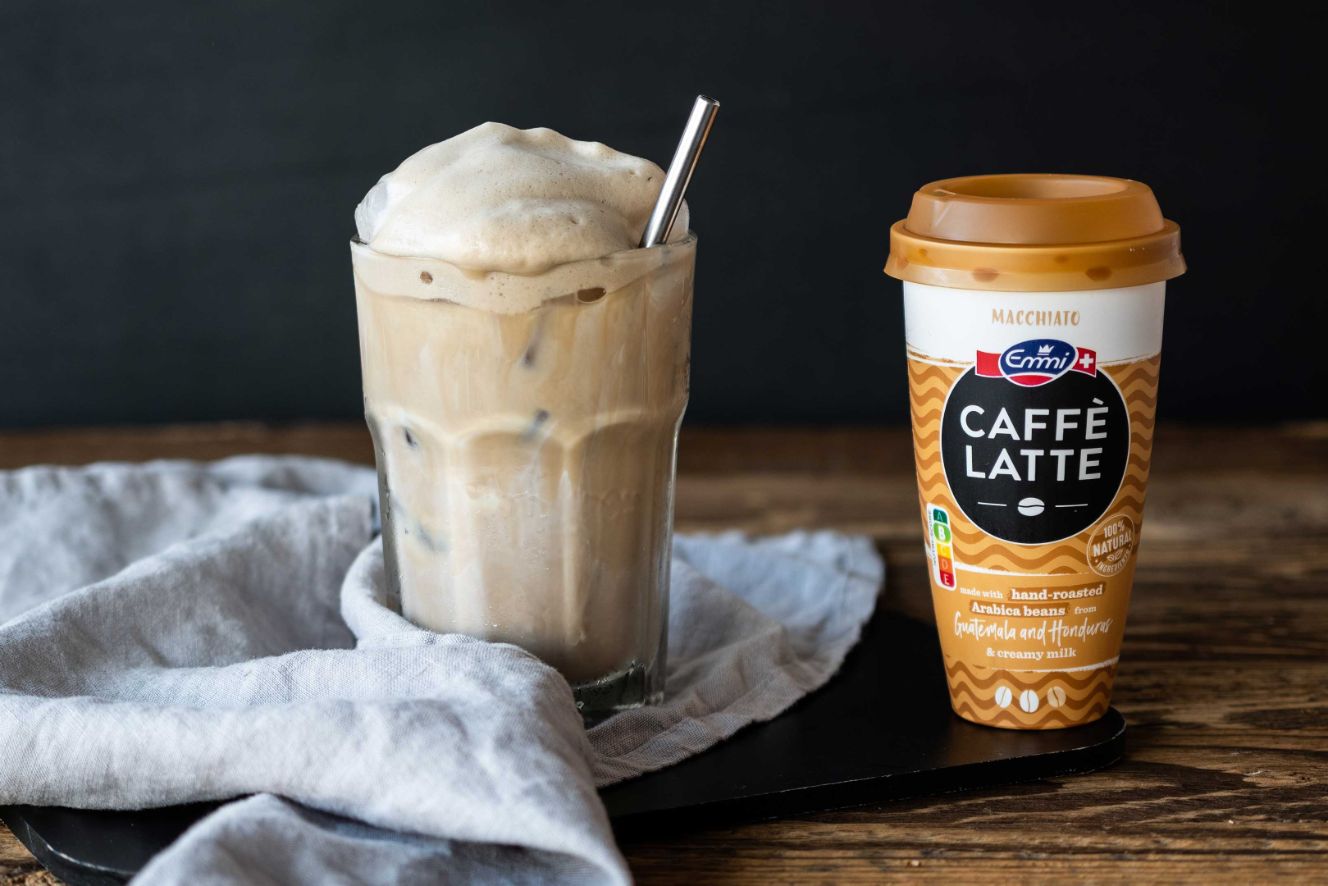 Iced White Chocolate Mocha | Emmi CAFFÈ LATTE