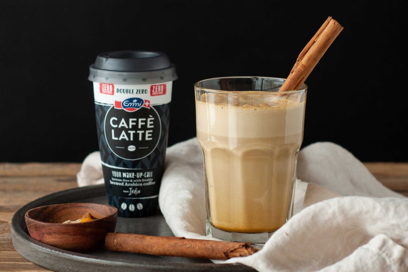 Iced White Chocolate Mocha | Emmi CAFFÈ LATTE